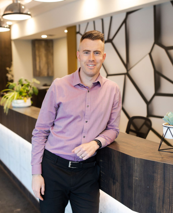 Team - Transcona Optical